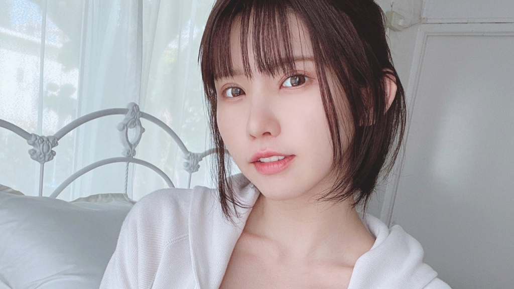 Shiro Usazaki, ilustradora de Act-Age, hizo una portada para Playboy ...